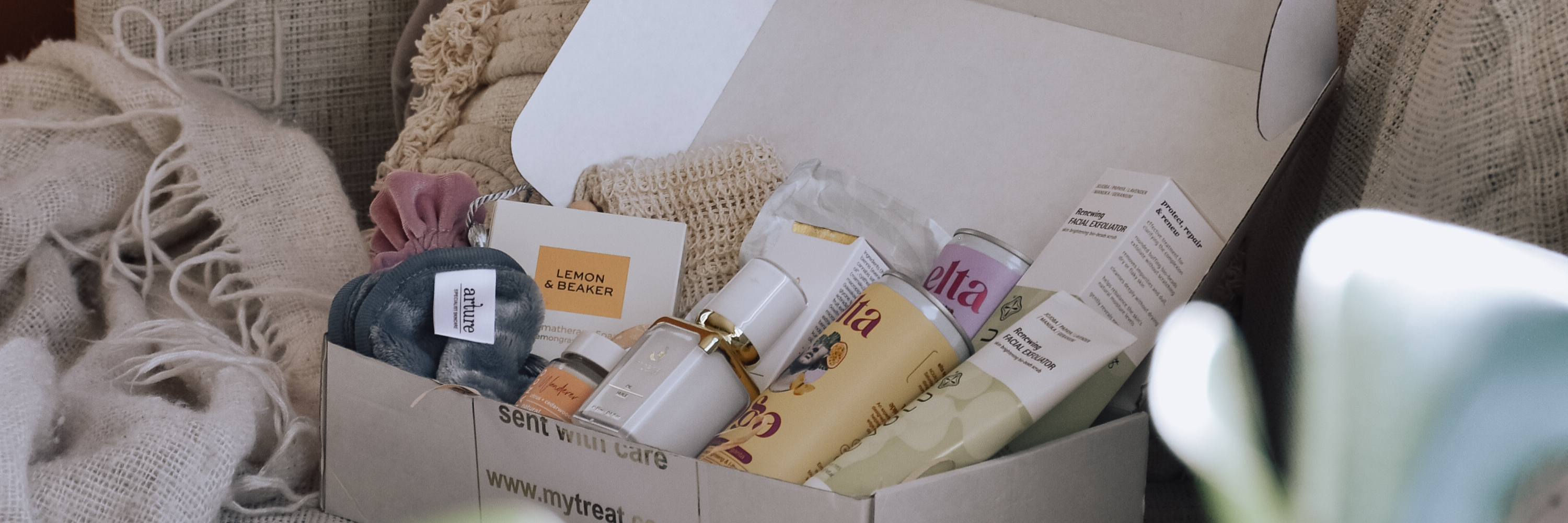 SPOILERS: Unboxing The July 2024 'Clean Slate' Wellness Box – MyTreat.co.nz