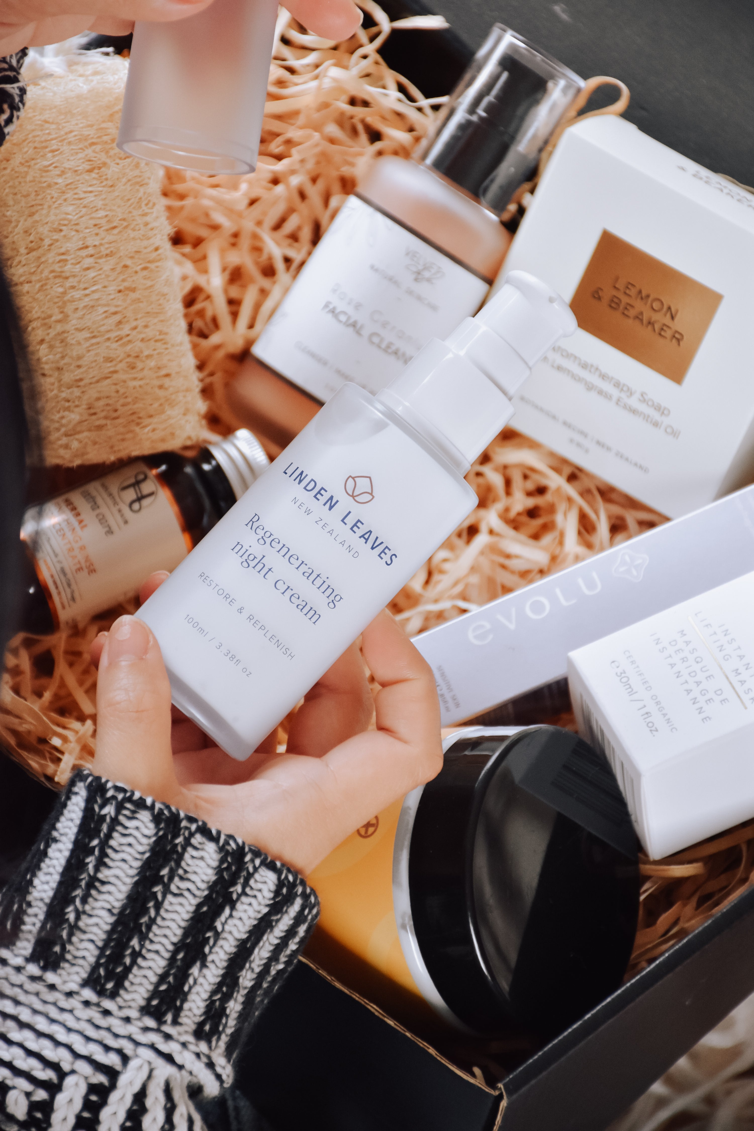 The Seasonal Box – MyTreat.co.nz